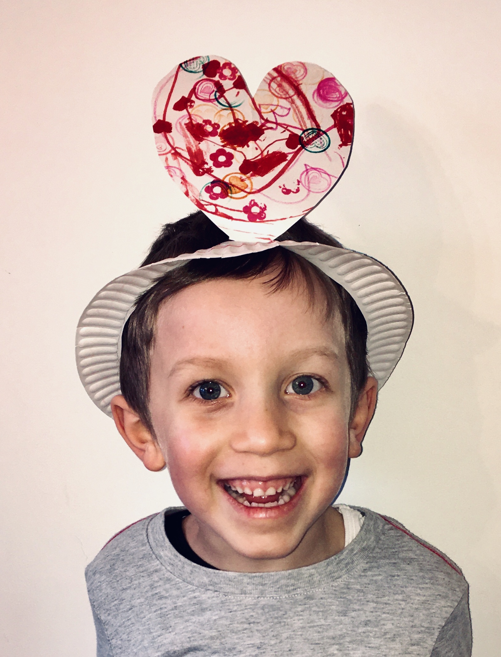 Paper Plate Valentine’s Hat