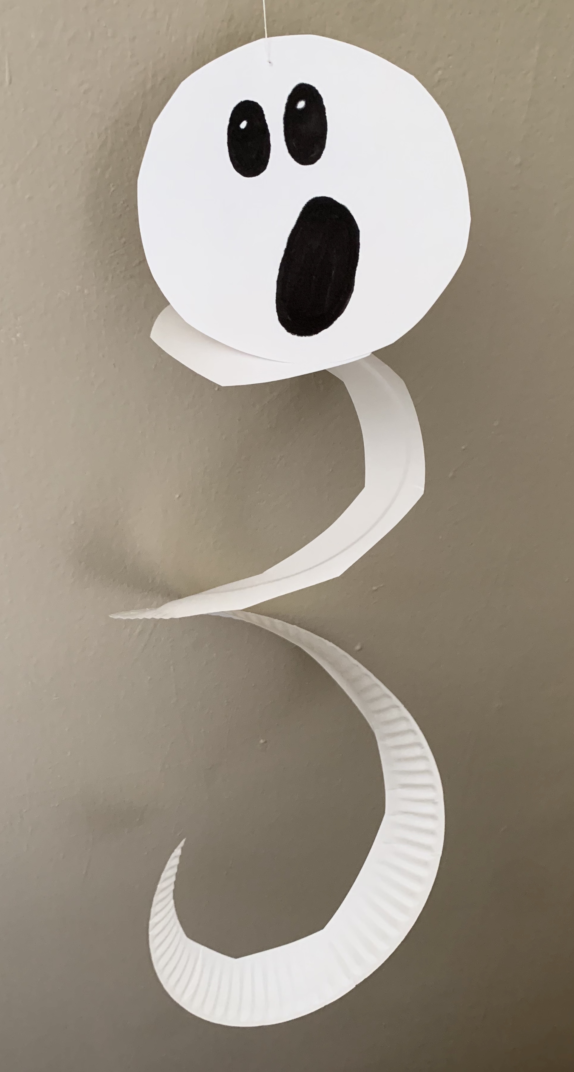Swirling Paper Plate Ghost