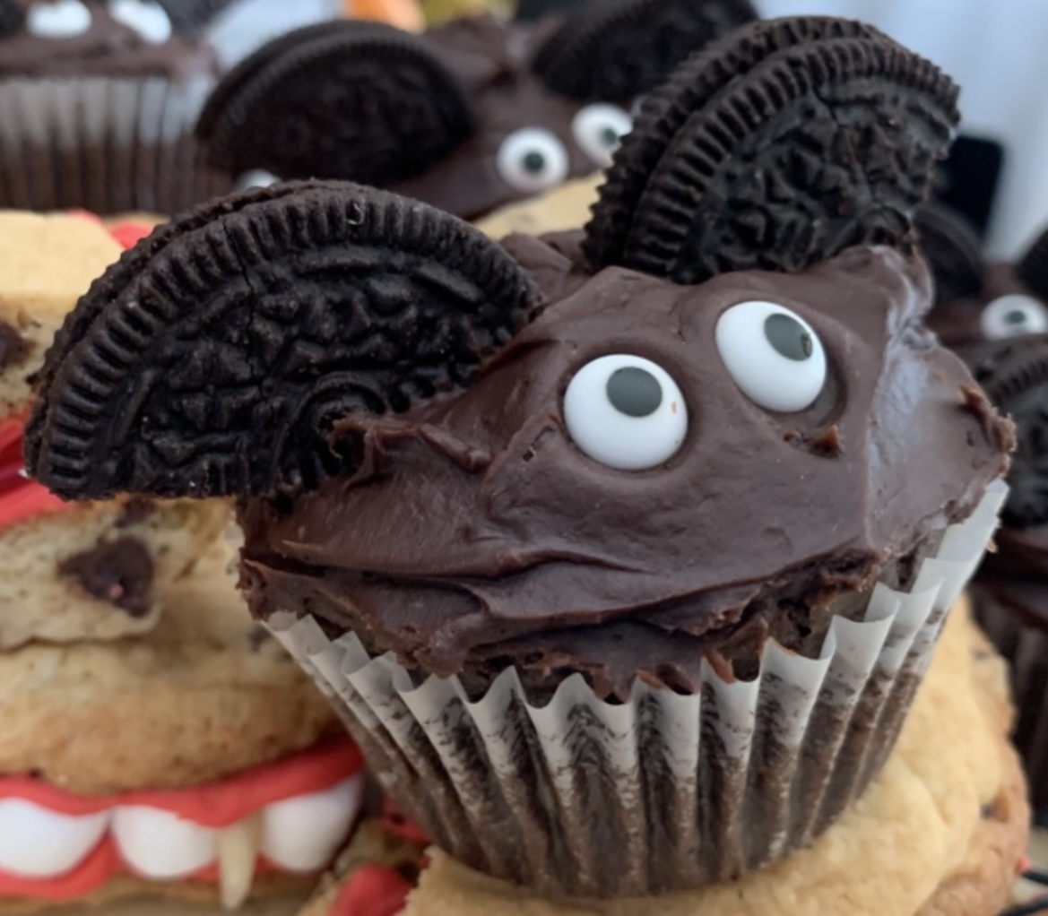 Bat Cupcakes